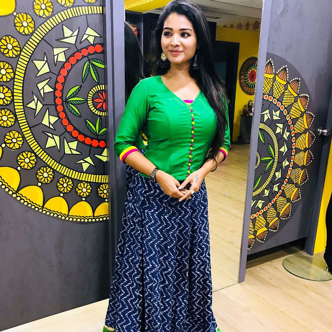 Sharanya turadi tamil tv actress CTS2 15 pics gallery – indiancelebblog