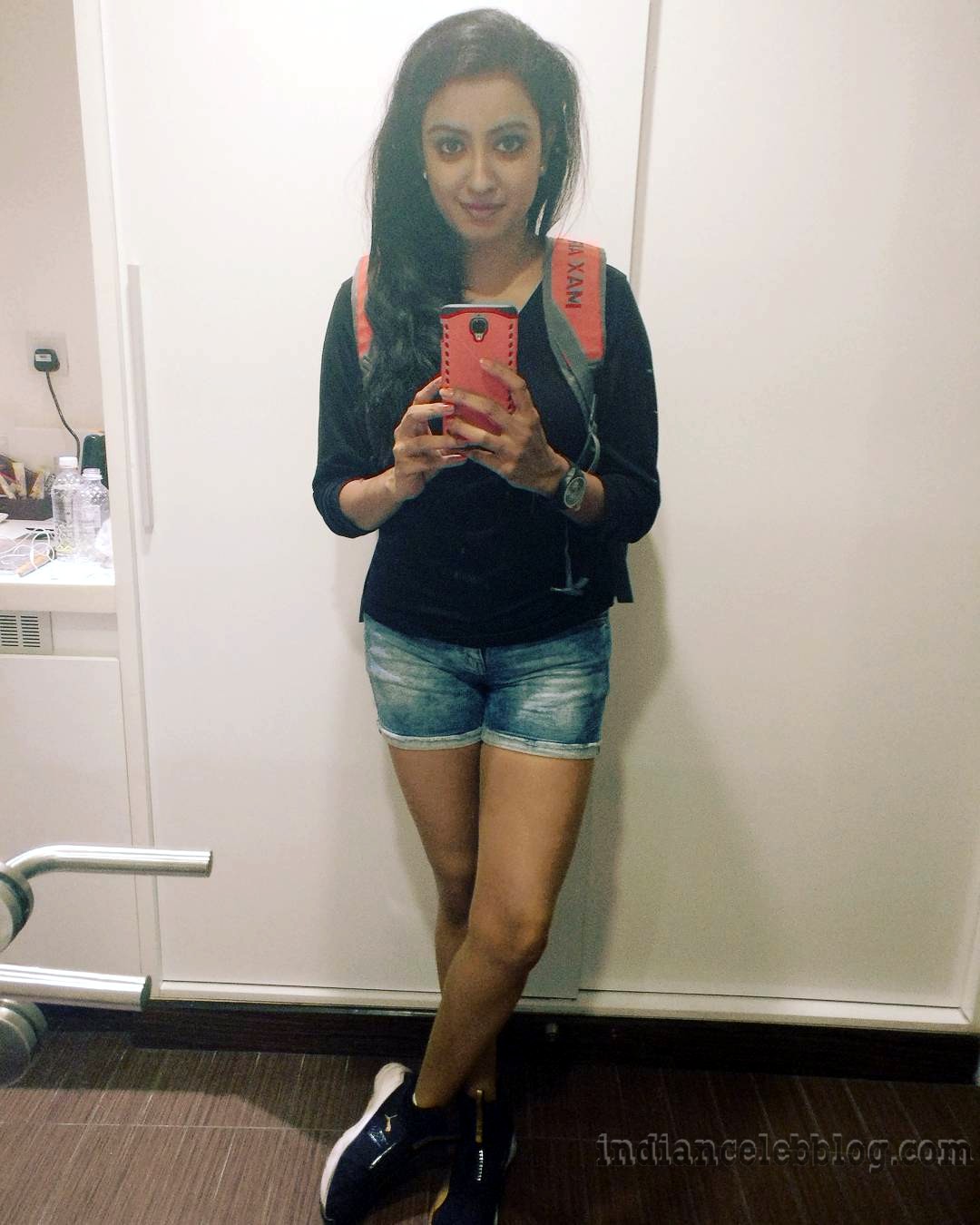 Nisha krishnan Tamil tv actress CTS1 7 hot pic – indiancelebblog