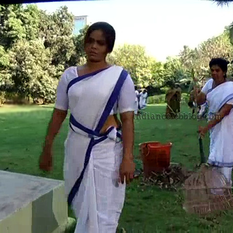 Devipriya tamil tv serial chellamay S3 22 hot saree caps – indiancelebblog