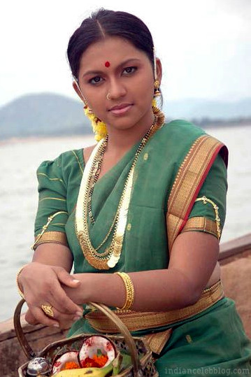 Sri ramya tamil actress Stills S1 23 hot pics – indiancelebblog
