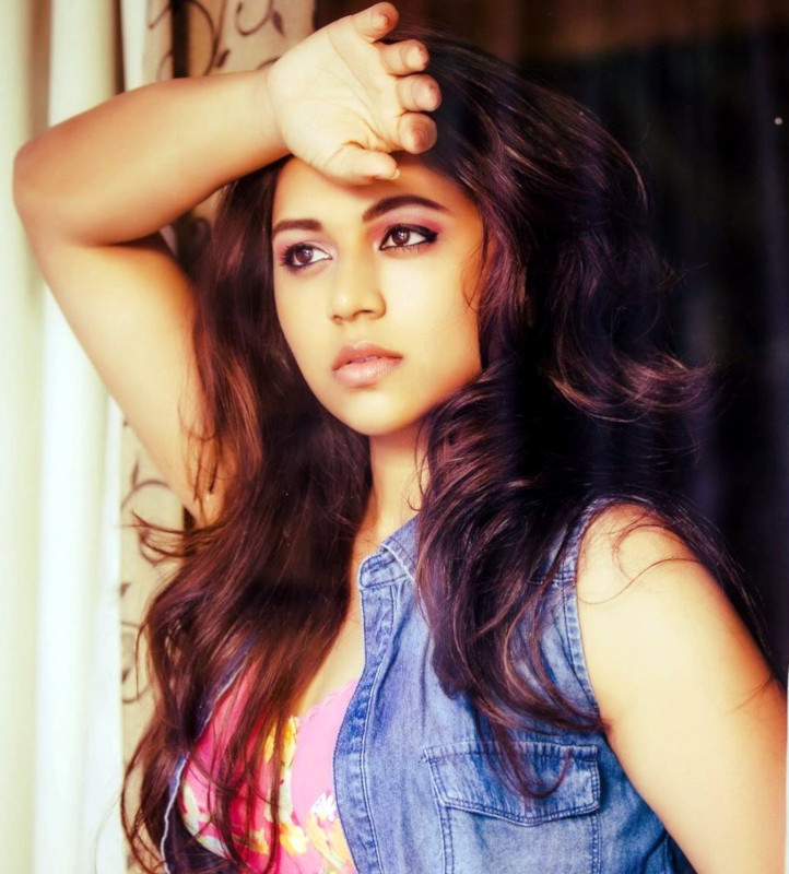 Sri ramya telugu actress CTS1 5 hot photos – indiancelebblog