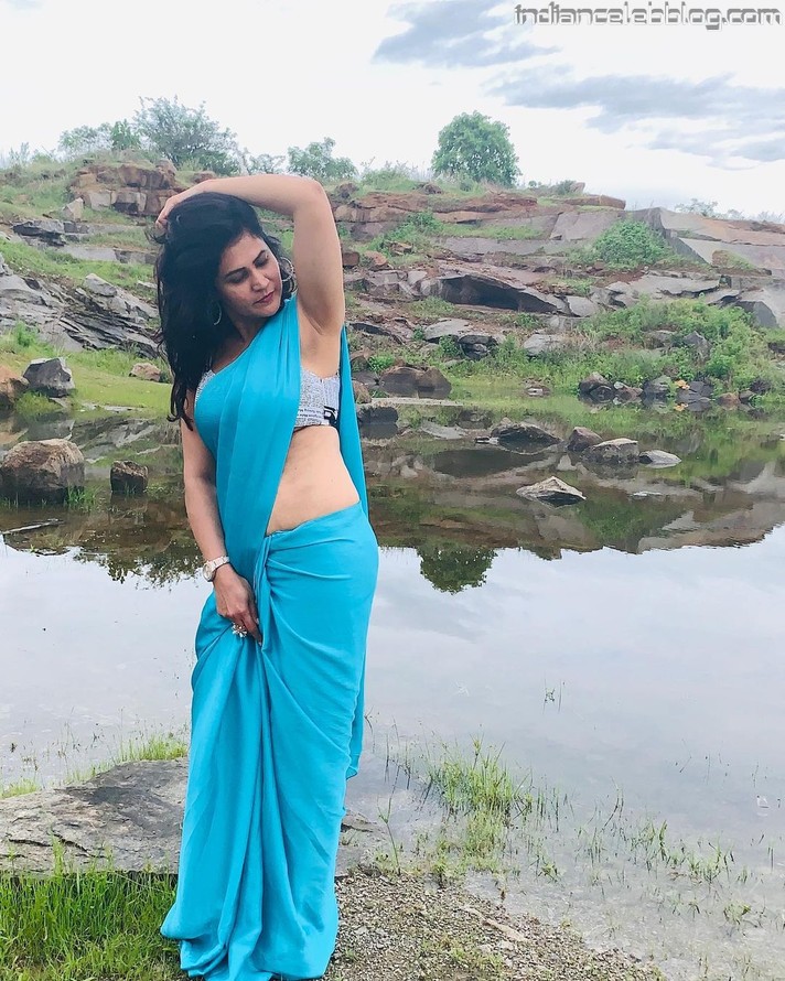 Vijaya murthy selfie queen actress t1 32 hot saree photo – indiancelebblog