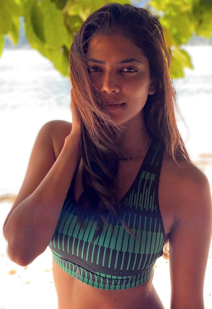 Malavika mohanan kollywood actress t1 25 hot photo – indiancelebblog