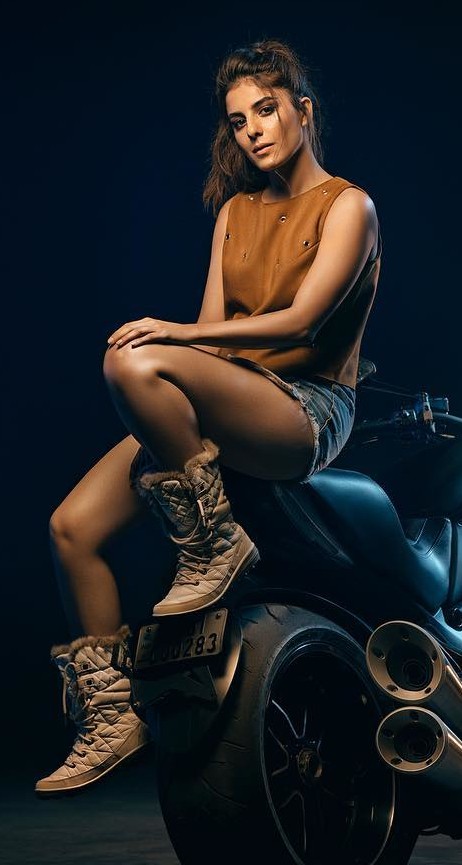 Isha talwar mallu actress t2 25 hot legs photo – indiancelebblog