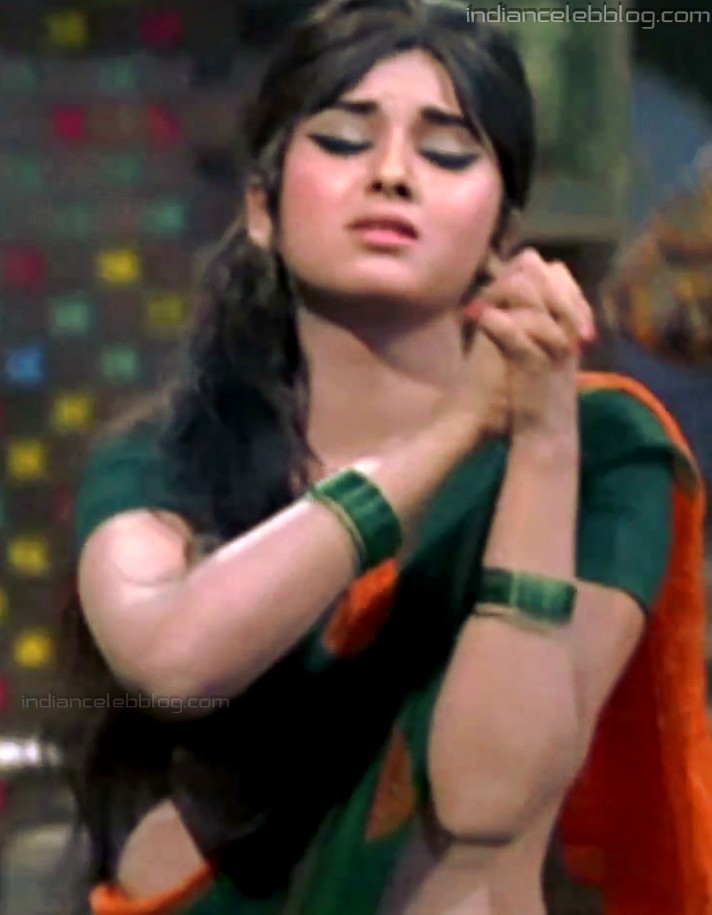 Leena chandavarkar bollywood actress cgr1 26 hot saree pics ...