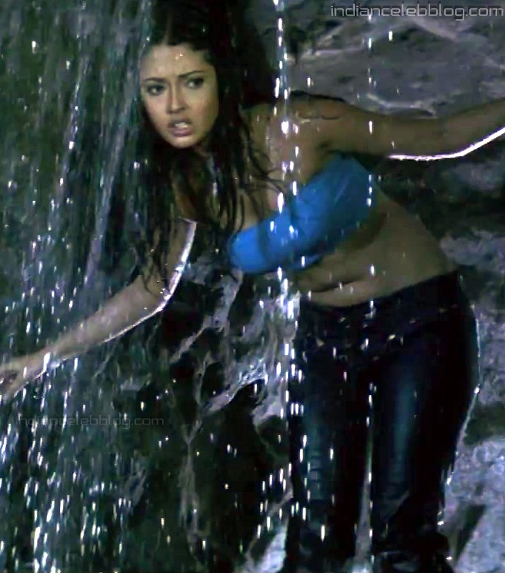 Riya sen bollywood actress qym1 20 hot navel photo – indiancelebblog