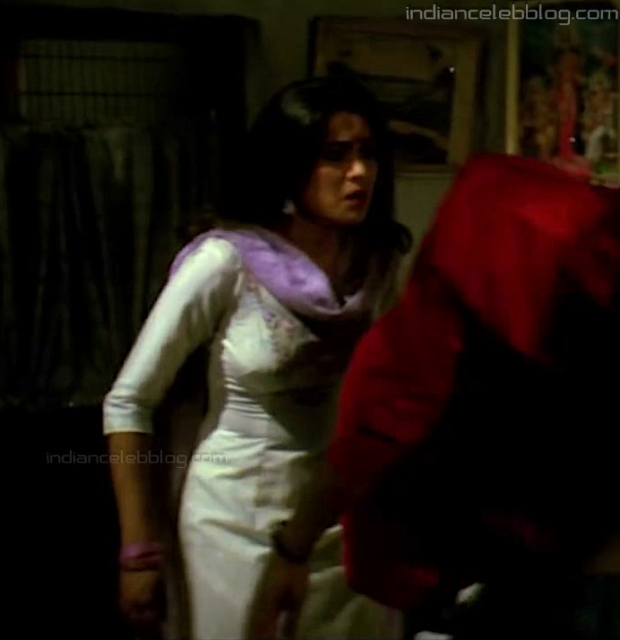 Padmini kolhapur bollywood sadak chhap 3 hot churidar hd caps – indiancelebblog