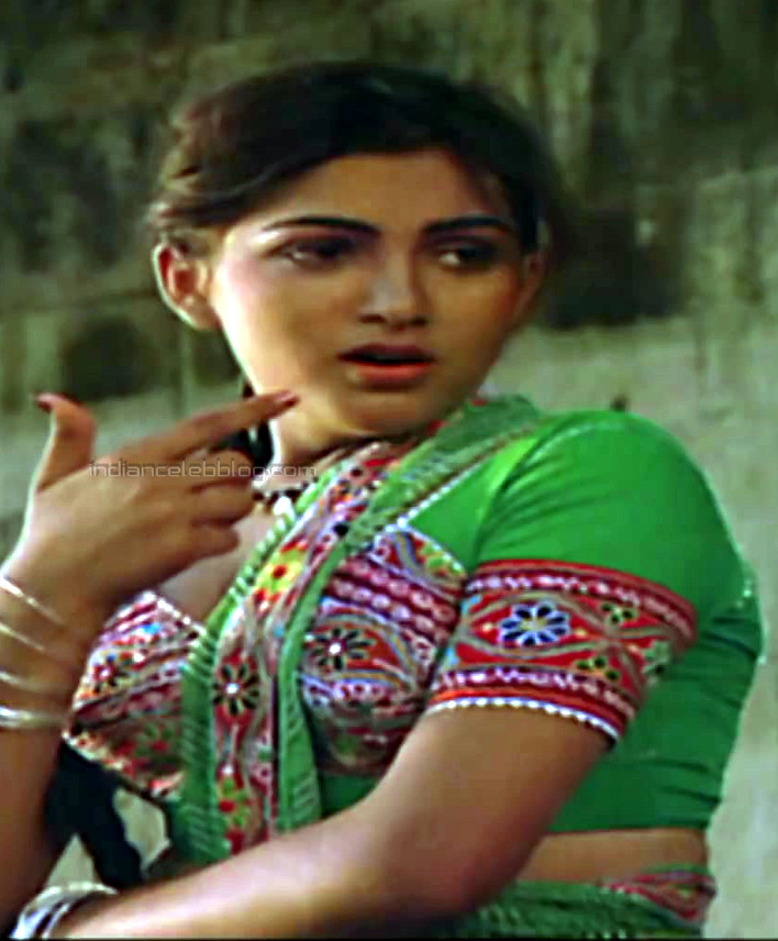Kushboo sundar tan badan hindi movie 48 hot hd caps – indiancelebblog