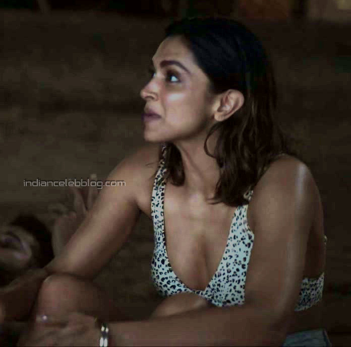 Deepika padukone gehraiyaan 7 hot cleavage hd caps – indiancelebblog