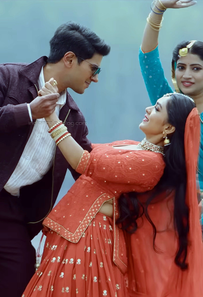 Mrunal thakur sita raman telugu movie 19 dalquer hot hd caps ...