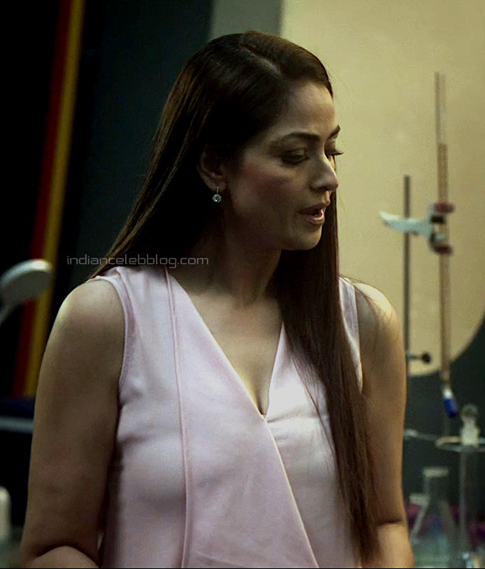 Captain tamil movie 14 simran arya hot busty hd caps – indiancelebblog