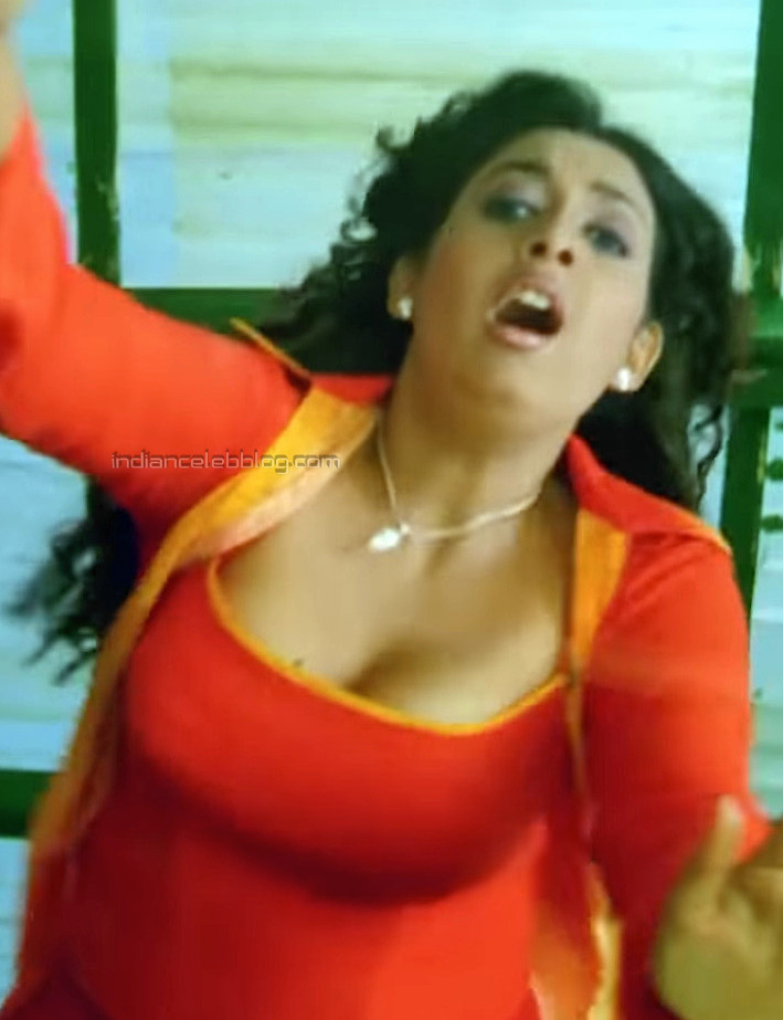 Rakshitha tamil movie madhurey 9 hot cleavage hd stills – indiancelebblog