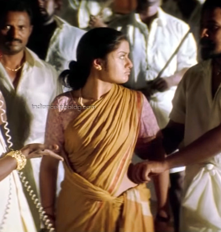 Sonai agarwal madhurey tamil movie 7 vijay hot saree hd stills ...