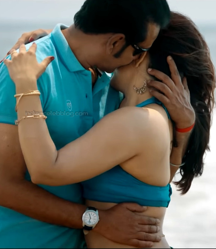 Poonam bajwa gurumoorthi 24 natty hot hd stills – indiancelebblog