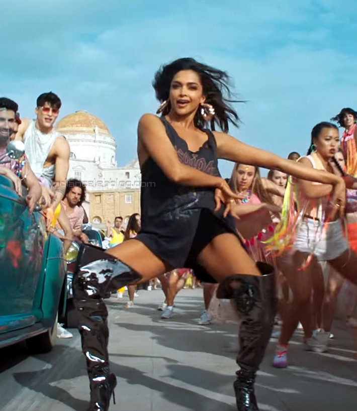 Deepika padukone pathaan 26 hot legs hd stills – indiancelebblog