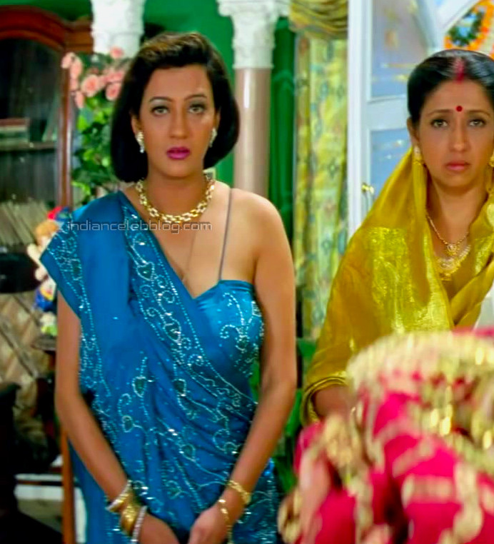 Supriya karnik hindi 7 dhaai akshar hot saree cleavage hd photo ...