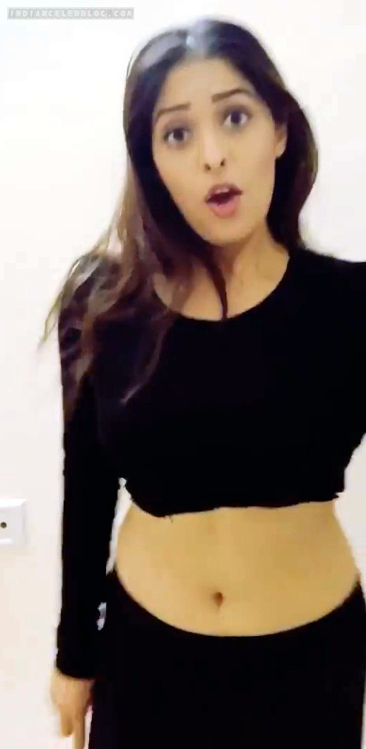Garima jain social media 3 hot navel hd stills – indiancelebblog