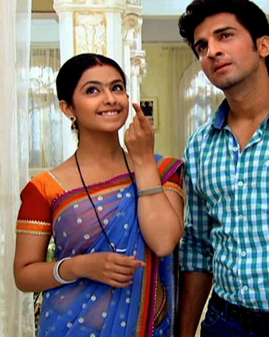 Hindi tv actress ssk2 2 avika gor hot transparent saree hd caps ...