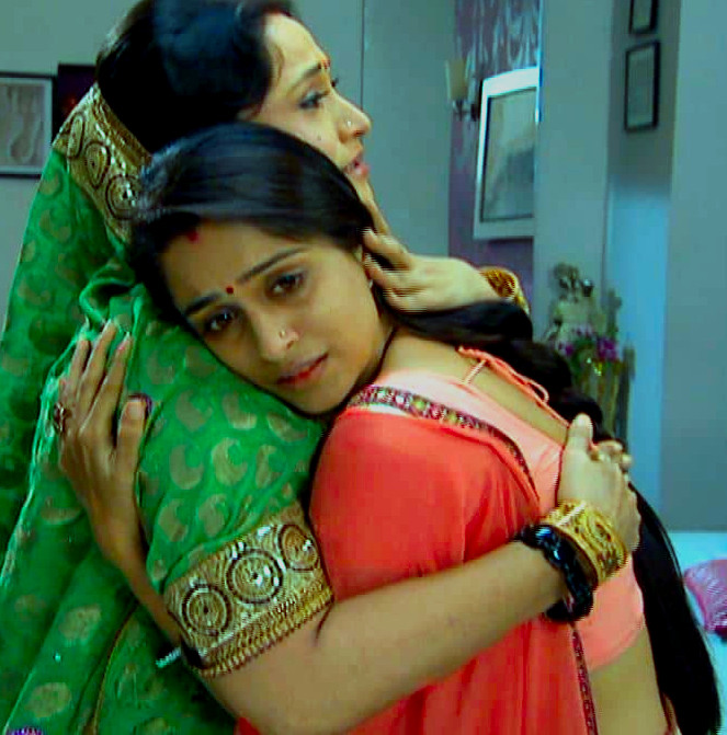 Hindi tv actress ssk2 5 dipika kakar hot saree backhd caps – indiancelebblog