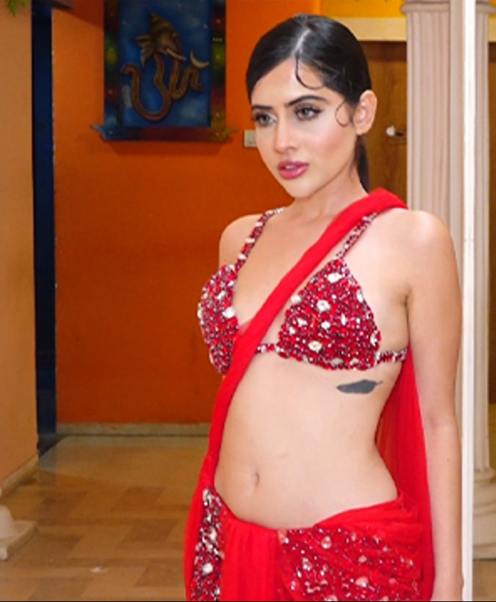 Urfi javed e8 17 tv celeb bigg boss hot navel saree hd stills – indiancelebblog