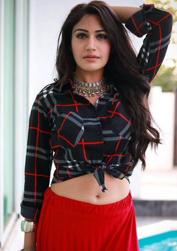 Surbhi chandna wm3x12 navel tv serial actress – indiancelebblog
