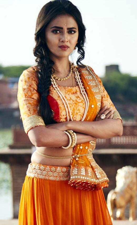Tejassvi prakash lc2x15 lehenga choli hindi serial actress ...