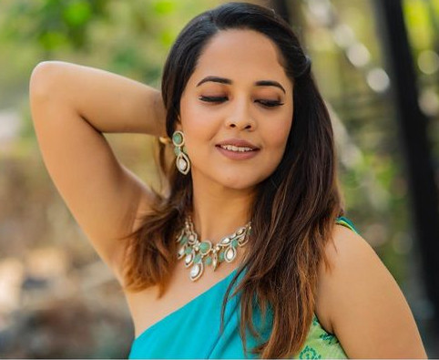 Anusaya bharadwaj lc2x18 lehenga choli photoshoot tv host – indiancelebblog