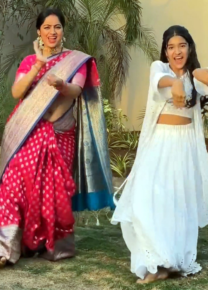 Deepika singh s9x4 sari mangal lakshmi tv serial actress – indiancelebblog