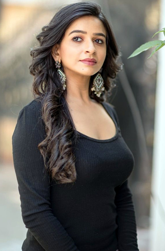 Divya ganesan m1x18 photo shoot tamil tv serial actress – indiancelebblog