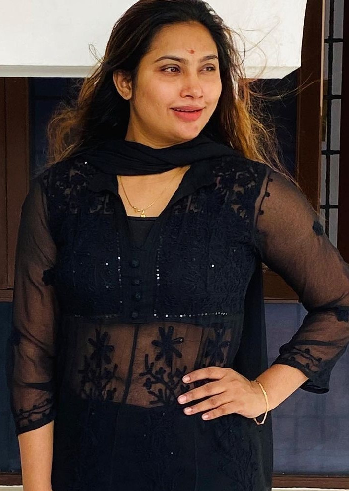 Myna nandhini tamil tv actress 13 navel transparent tops social media ...