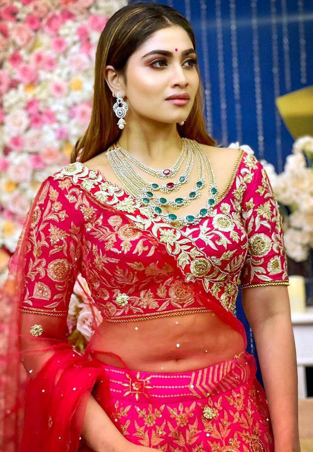 Shivani narayanan lc1x13 lehenga choli navel photo shoot – indiancelebblog