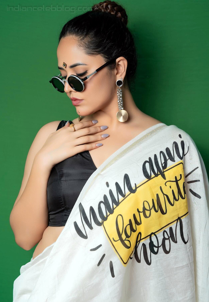 Anusaya baradwaj tv anchor m1x24 saree dance reel – indiancelebblog