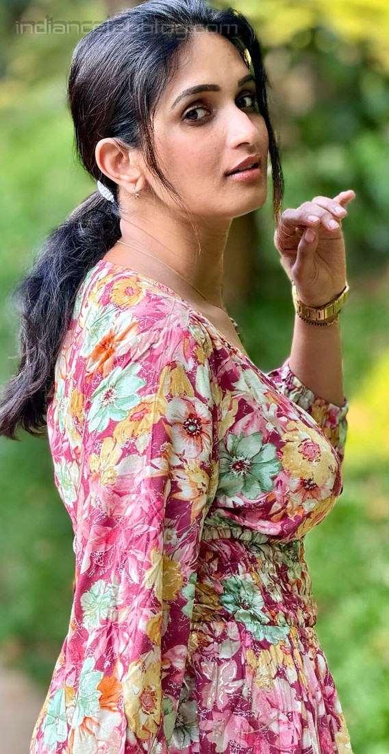 Kavya shasthri wm1x4 photo shoot kannada serial actress – indiancelebblog