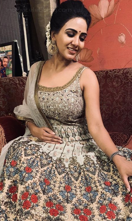 Pavani reddy telugu actress eps1x12 busty show photo shoot – indiancelebblog