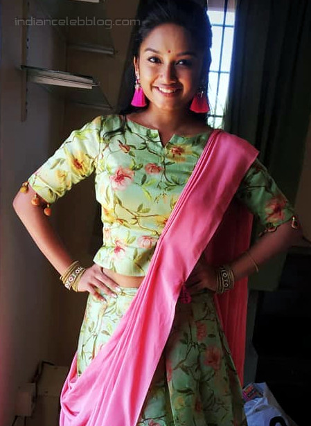 Preethi sharma tamil chithi serial lcm1x2 photo shoot – indiancelebblog