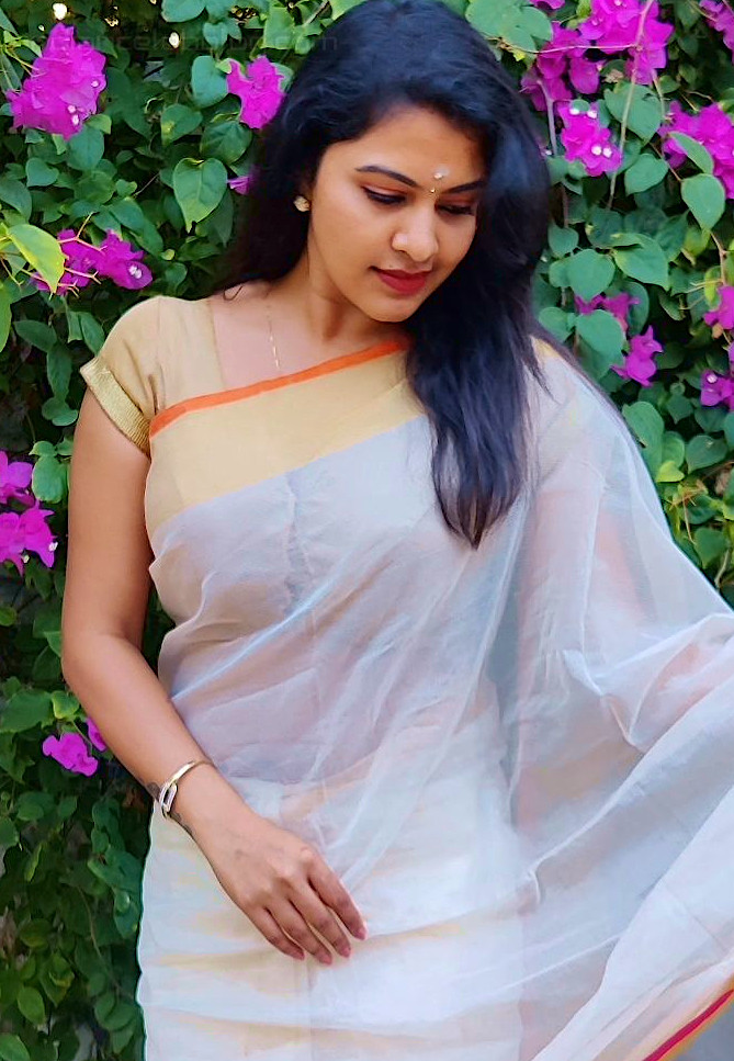 Rachitha mahalakshmi sps1x20 tamil tv serial actress saree photoshoot ...