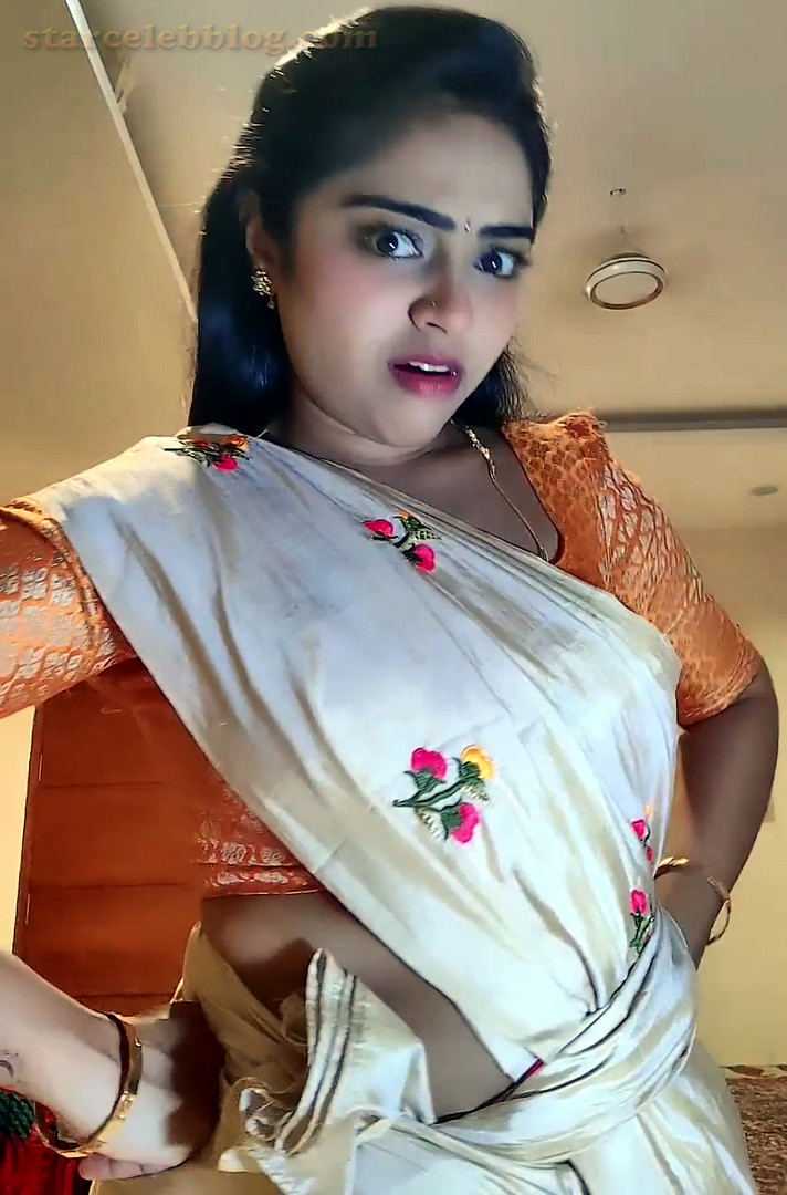 Dipika akarsh kannada tv serial actress sc1x19 saree social media reel ...