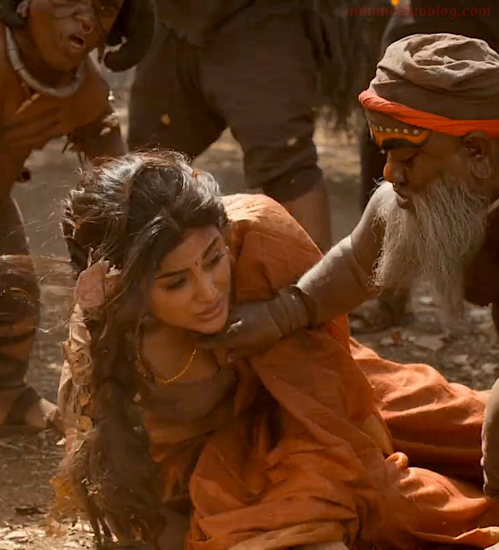 Samyuktha menon Kalyan ram Devil 13 saree hd pics – indiancelebblog