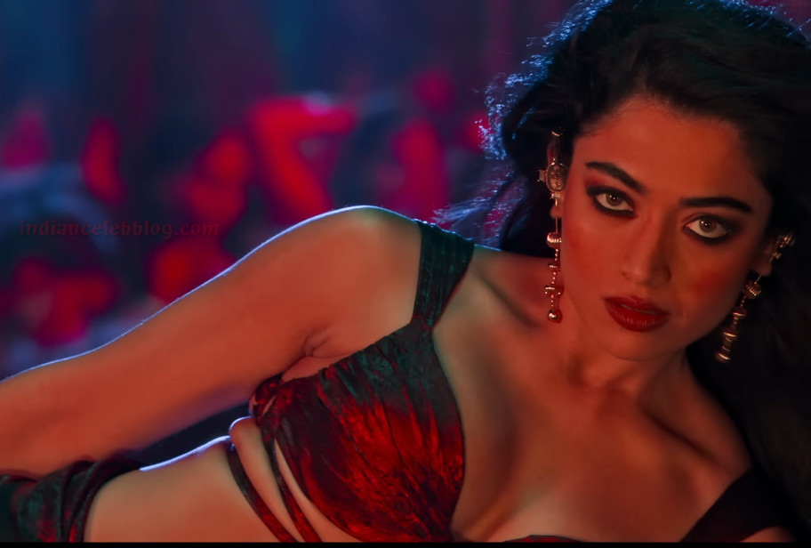 rashmika mandanna thamma song 20 tum mere na hd stills hot ...