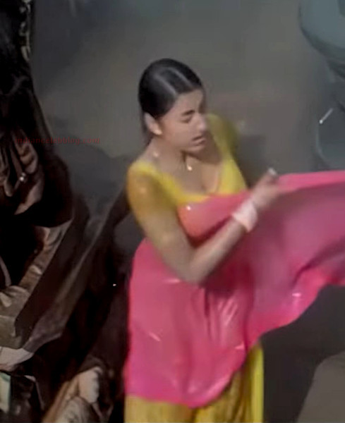 trisha prabhas varsham rain song 18 half saree hot photo 2004 ...